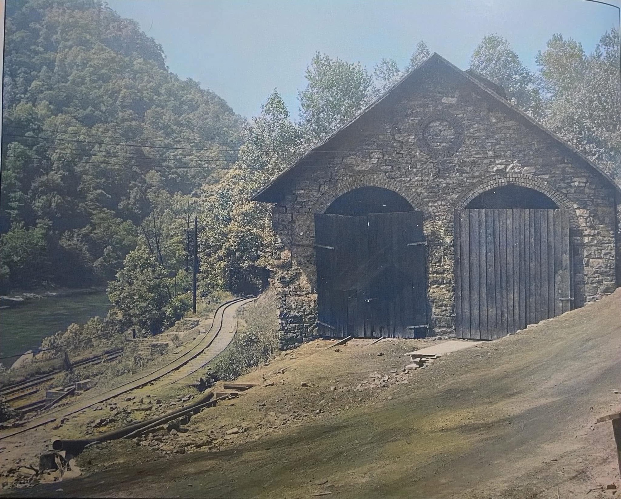 What’s left of the Mann’s Creek Railway engine house - Southern West ...
